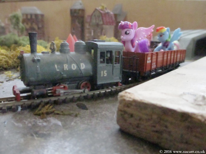 An 'MLP' modelling thread for your Daughter - Curious?? - Locos, Trains ...