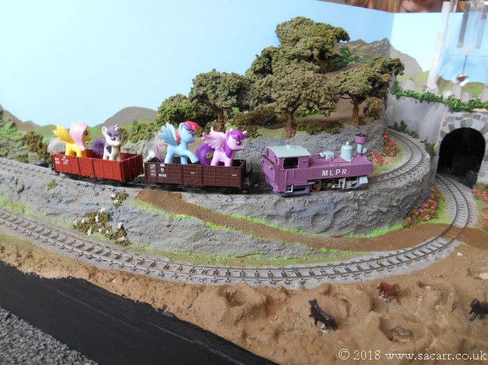 The Equestria Railroad - My Daughter's OO9 scale "My Little Pony ...