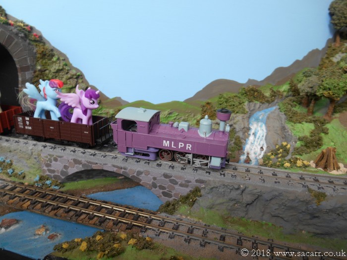 The Equestria Railroad - My Daughter's OO9 scale "My Little Pony ...